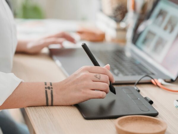 6 Key Graphic File Formats: A Comprehensive Guide for Designers - Bold Leap